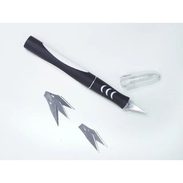 Black Soft Grip Craft Knife Spare - 15.4cm | The Base Warehouse